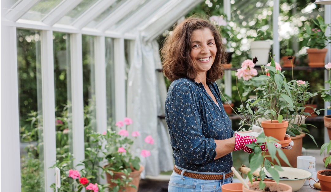 Reasons to Buy a Greenhouse - Neumann | Kelly Properties